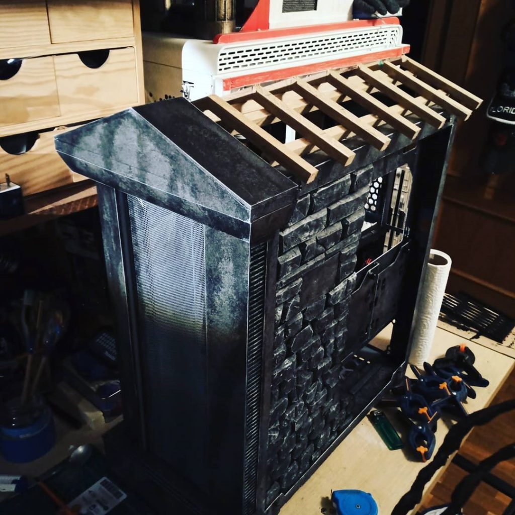 PCBox Irun patrocina y expone un mod de Halloween